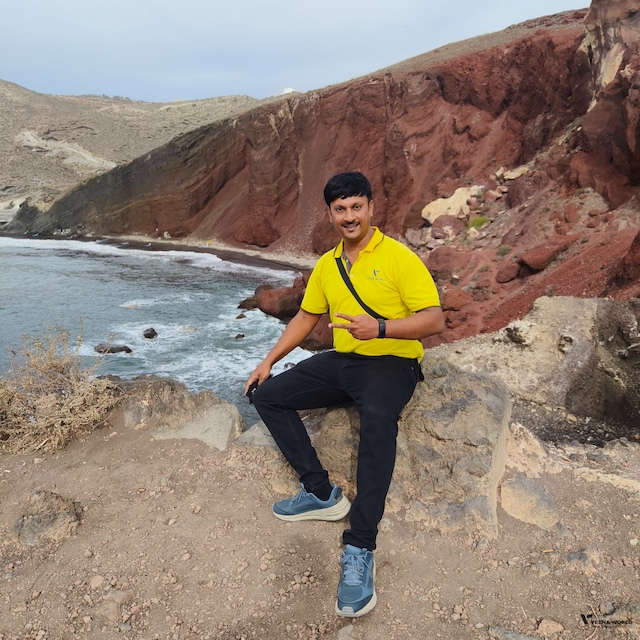 Kunal Shinde- Tour Manager in India | Veena World Kunal Shinde- Tour Manager in India | Veena World